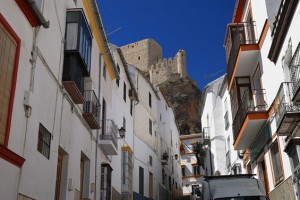 Прекрасното бело село во Шпанија